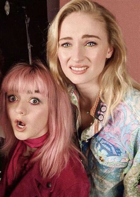 Sophie Turner And Maisie William Sexy Glamour 18 Pics The Fappening
