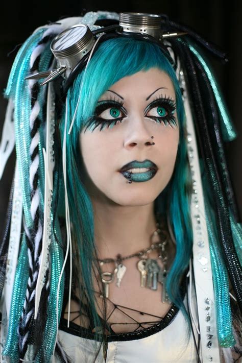 34 Best Cyber Goth Girls Fashion Images On Pinterest Cybergoth