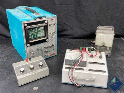 Heathkit Decade Condensor Transistor Tester Tube Volt Meter And Bell