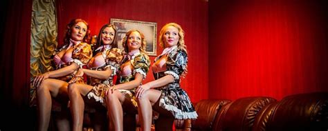 Стриптиз клуб Show Girls Cabaret Челябинск