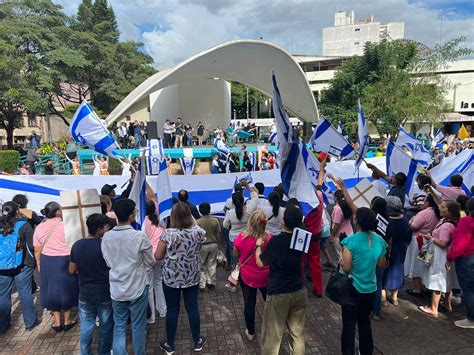 Evangélicos realizan jornada de oración por la paz entre Palestina e