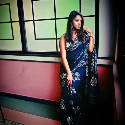 Reshma Eliana Reshu Eliana • Threads Say More