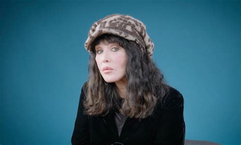 Actrice Isabelle Adjani Toont Gruwelijke Misstanden Bij Vooraanstaande