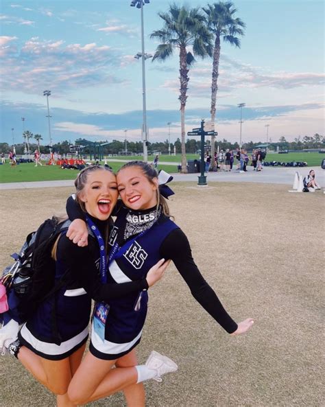 Pin On Bead Weaving Patterns Cheers Photo Poses Cute Cheer Pictures