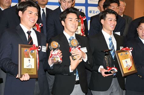 西武・武内夏暉＆広島・常広羽也斗ドラ1同士が誓い「日本シリーズで対戦を」東都の防御率1位と最優秀投手は互いに認め合う仲：「おっ！」でつながる