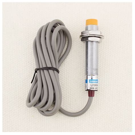 DC6 36V 2Wire NC DC 200mA Detection Distance 4mm M12 Proximity Switch Sensor Switch Inductive