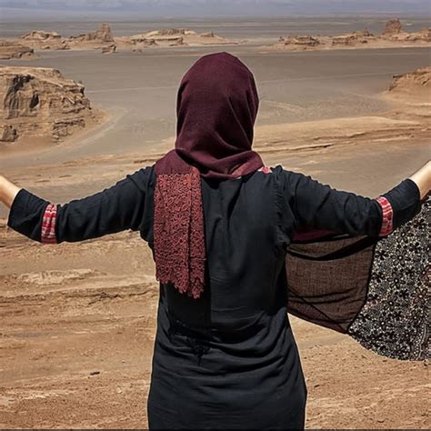 Antonella Tomassi Iran Tra Tradizioni E Modernità Artego Mostre