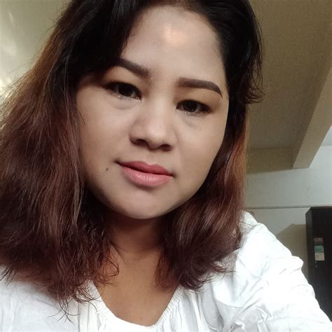 Ma Khaing Lay ကွန်တိန်နာအဝတ်အထည်မျိုးစုံ လက်လီလက်ကား