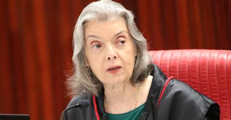 Cármen Lúcia ‘política Não é Violência é A Super Veja