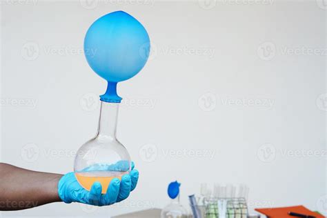 Blue Bottle Experiment