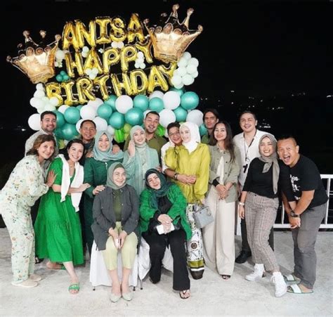 Foto Potret Ultah Annisa Hapsari Dapat Kejutan Istimewa Dari