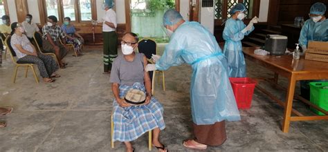 ဗန်းမောက်မြို့၌ ကိုဗစ် ၁၉ ရောဂါ ကာကွယ်ဆေး ထိုးနှံ Information And