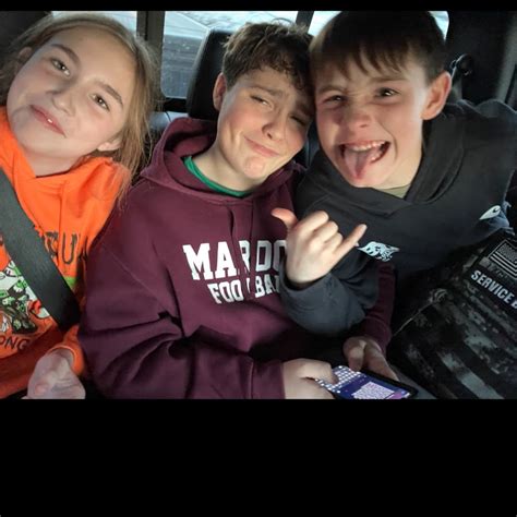 Dancing Twins Youtube