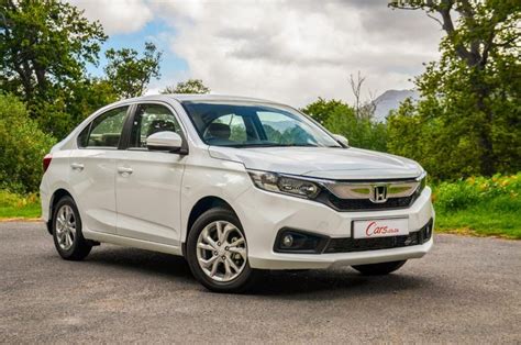 Honda City Amaze Civic Wr V Cr V Avail Offers Up To Rs 5 Lakh In
