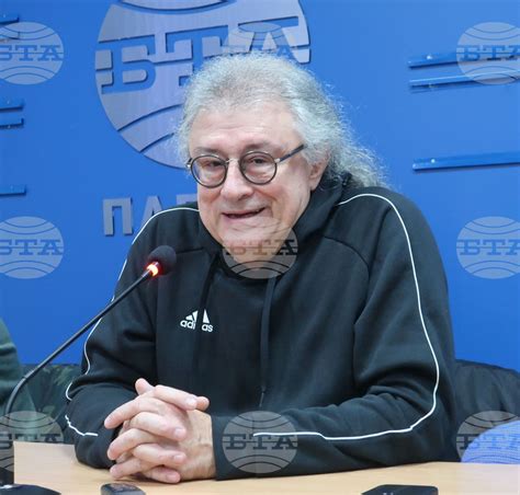 Общински съветници подкрепиха подписка за удостояването на Максим Горанов със званието Почетен