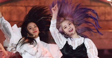 포토 트와이스 채영 다현 같은 듯 다른 느낌
