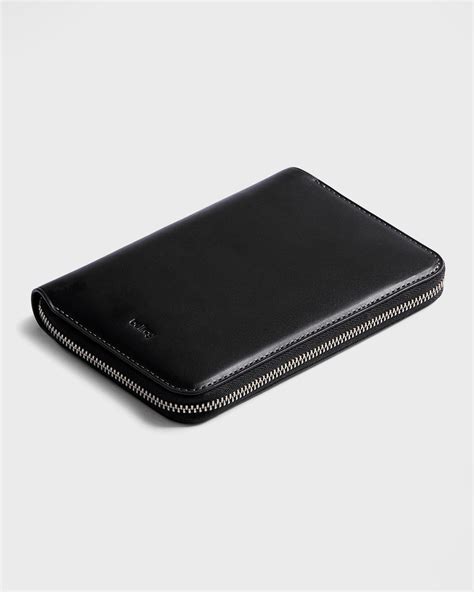 Bellroy Mens Travel Bifold Wallet With Rfid Protection Neiman Marcus