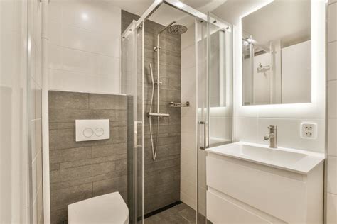 Salle De Bain Sans Fenêtre Voici Les Règles Dor Pour Bien La