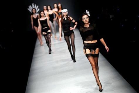 Catwalk Porn Pic Eporner