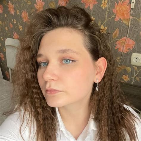 Florialava Florislava • Threads Say More