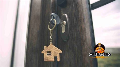 Cómo Poner Una Chapa De Puerta Cerrajero Móvil 1