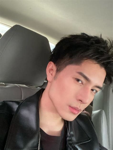 An Actor Reversed His Extreme Plastic Surgery Now Hes A Heartthrob