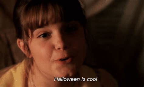 Pin By Bethany Kersten On For The Eyes Halloween Town Movie