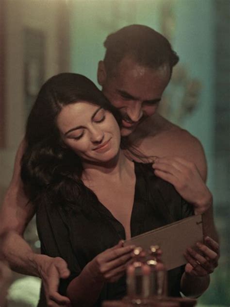 9 Must Watch Netflix Sex Scenes Shows Readersfusion