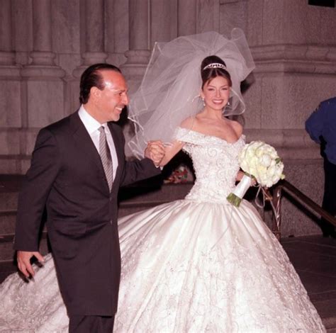 20 Fotos Tiernas De Thalía Y Su Esposo Tommy Mottola Telemundo