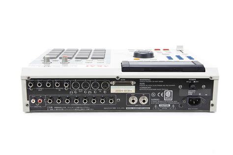 MATRIXSYNTH Akai MPC 2000 XL SN 200025 01334