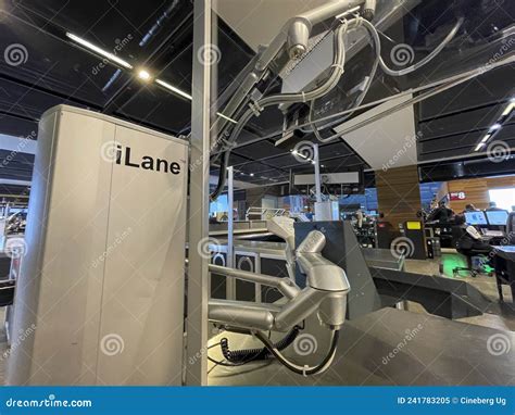 ILane Automatic Tray Return System Editorial Image Image Of Departure