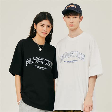 플래그스톤 오버 반팔화이트 감도 깊은 취향 셀렉트샵 29cm