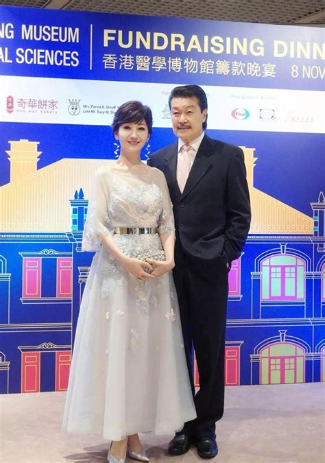 64岁“不老女神”赵雅芝穿丝袜配高跟靴，非常高级