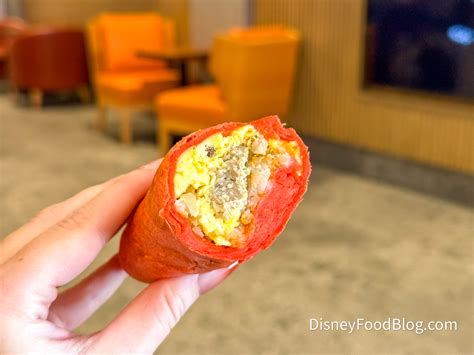 Review Is This The Perfect Rope Drop Breakfast In Disneyland The