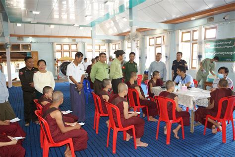 ကျောက်မဲမြို့နယ်၊ ကမ္ဘောဇရှမ်းကျောင်းအတွင်းရှိ ရဟန်း၊ သံဃာများအား နယ်လှည့်ဆေးကုသရေးအဖွဲ့မ