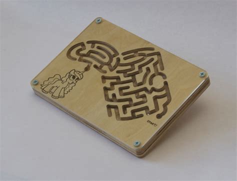 Izzy Maze Large Prototype 000 A Selenophileart