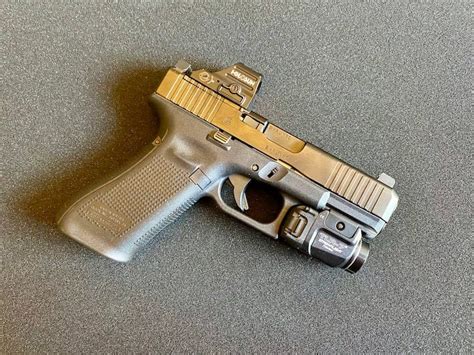 How Does The Arex Delta Stack Up To The Glock 19 The Mag Life