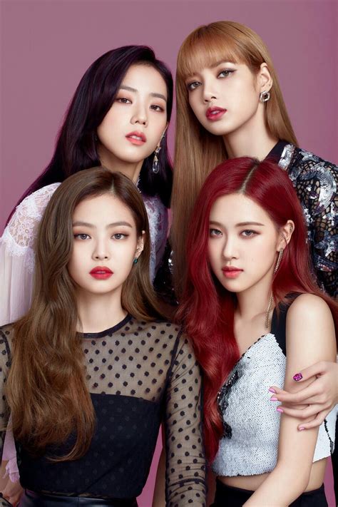 Pin By ᴍᴀʜɴᴏᴏʀ ᴋʜᴀɴ On Blackpink Love Blackpink Fashion Black Pink