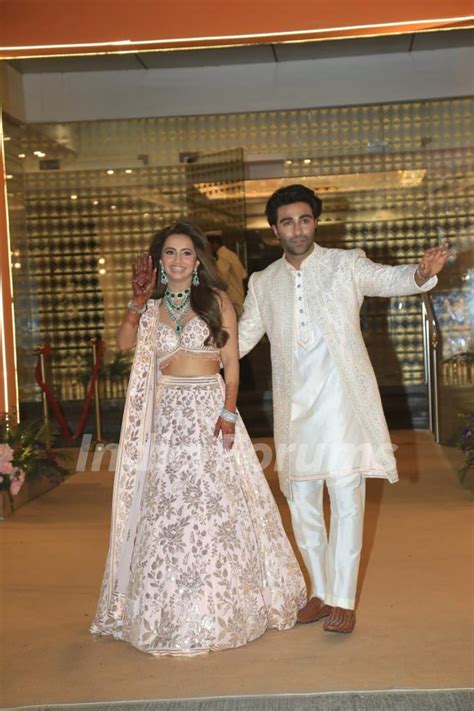 Aadar Jain At His Mehendi Ceremony Photo 634790