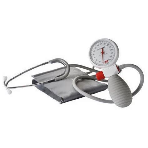 Analog Sphygmomanometer At ₹ 5600piece Aneroid Sphygmomanometer In Chennai Id 16105296173