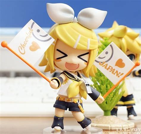 Kagamine Rin Figure Vocaloid Anime Figurines Rin