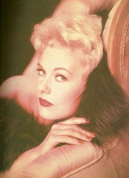 Kim Novak Kim Novak Sex Symbol Hollywood