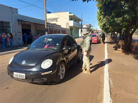 Maio Amarelo em Deodápolis população participa de Blitz e de ação