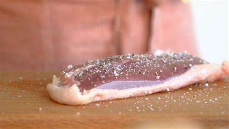 새해맞이 홈스토랑 메뉴 ‘호주 애플망고 처트니와 오리 스테이크