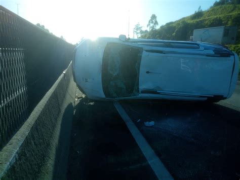 Acidente Na Br 101 é Causado Por Outra Colisão Segurança Extrasc