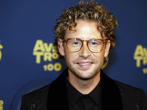 Adriaan Van Dis Rouwt Om Verlies Geheime Geliefde