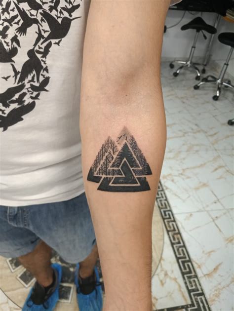 Valknut Tattoo Chest Freelancegross