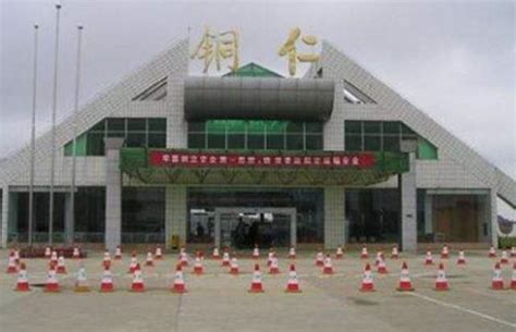 一座地級市和縣城共用的機場，小縣城客源更多！ 每日頭條