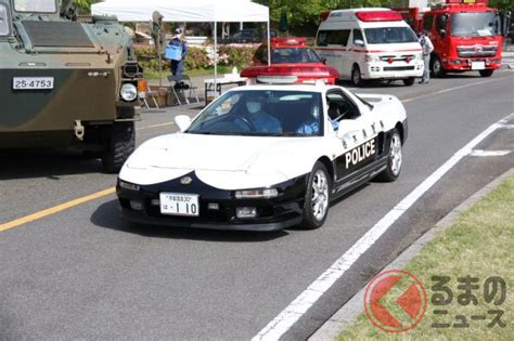 「制服」実は3種類も 「警察官」の衣替えはいつ？ ズバリ解説！ 学生服と異なる特徴とは くるまのニュース