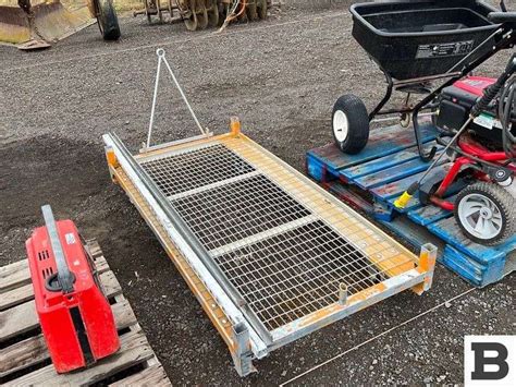 Aluminum Rolling Storage Rack Booker Auction Company